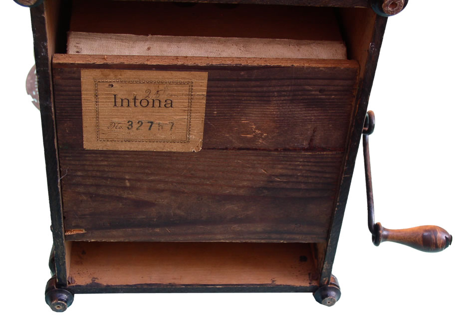 INTONA | RADIOMUSEUM-CROATIA